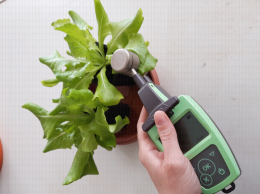 Dualex - Appareil permettant de mesurer des indicateurs foliaires ...